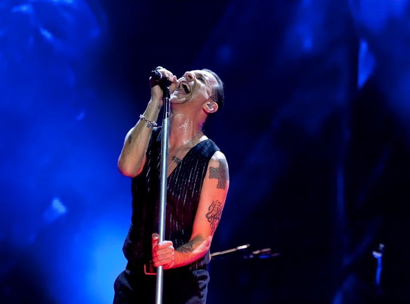 REVIEW: Depeche Mode in Bucharest: Feelings are intense, words are ...